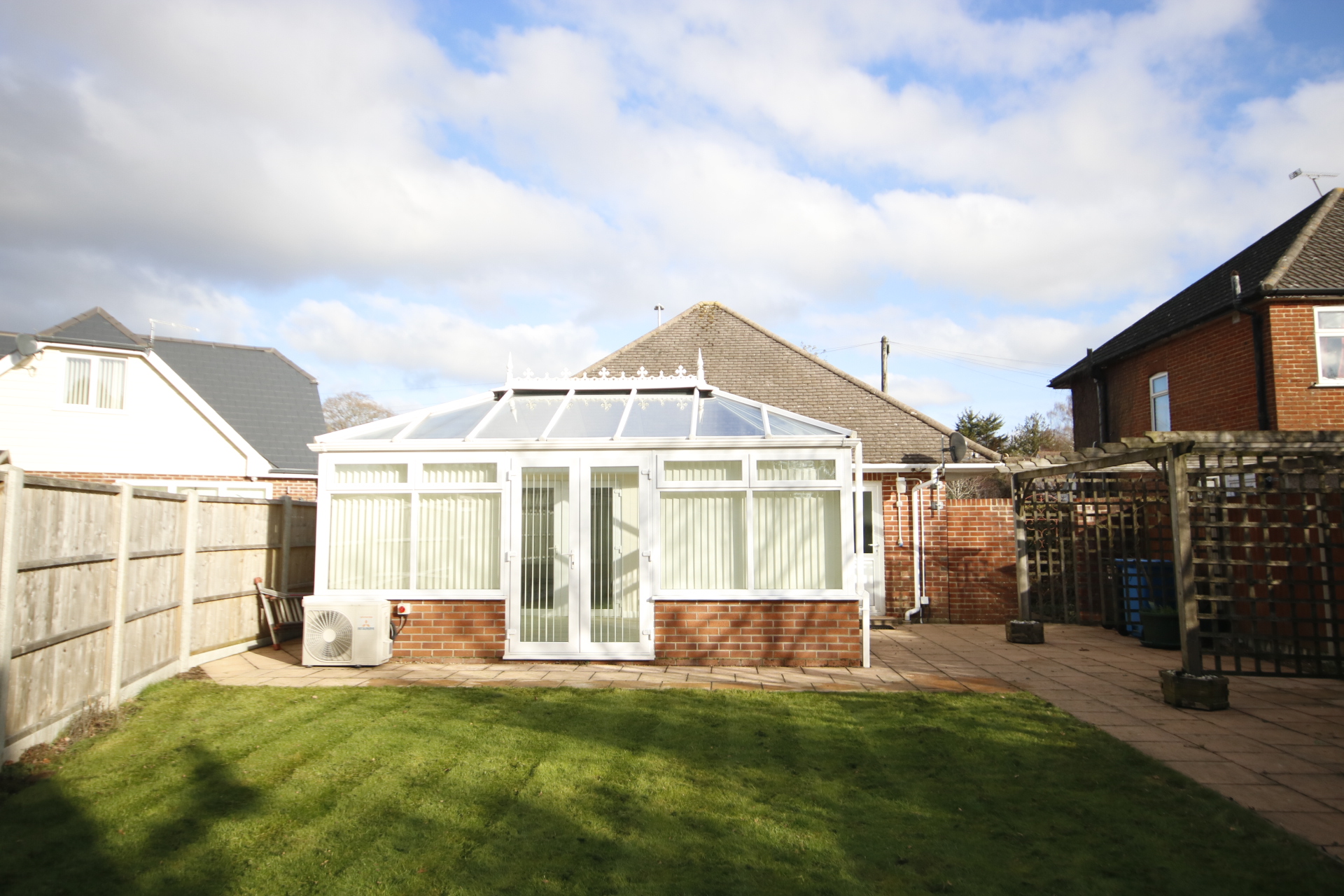 Urban And Country Homes Bh18 Lower Blandford Road Broadstone